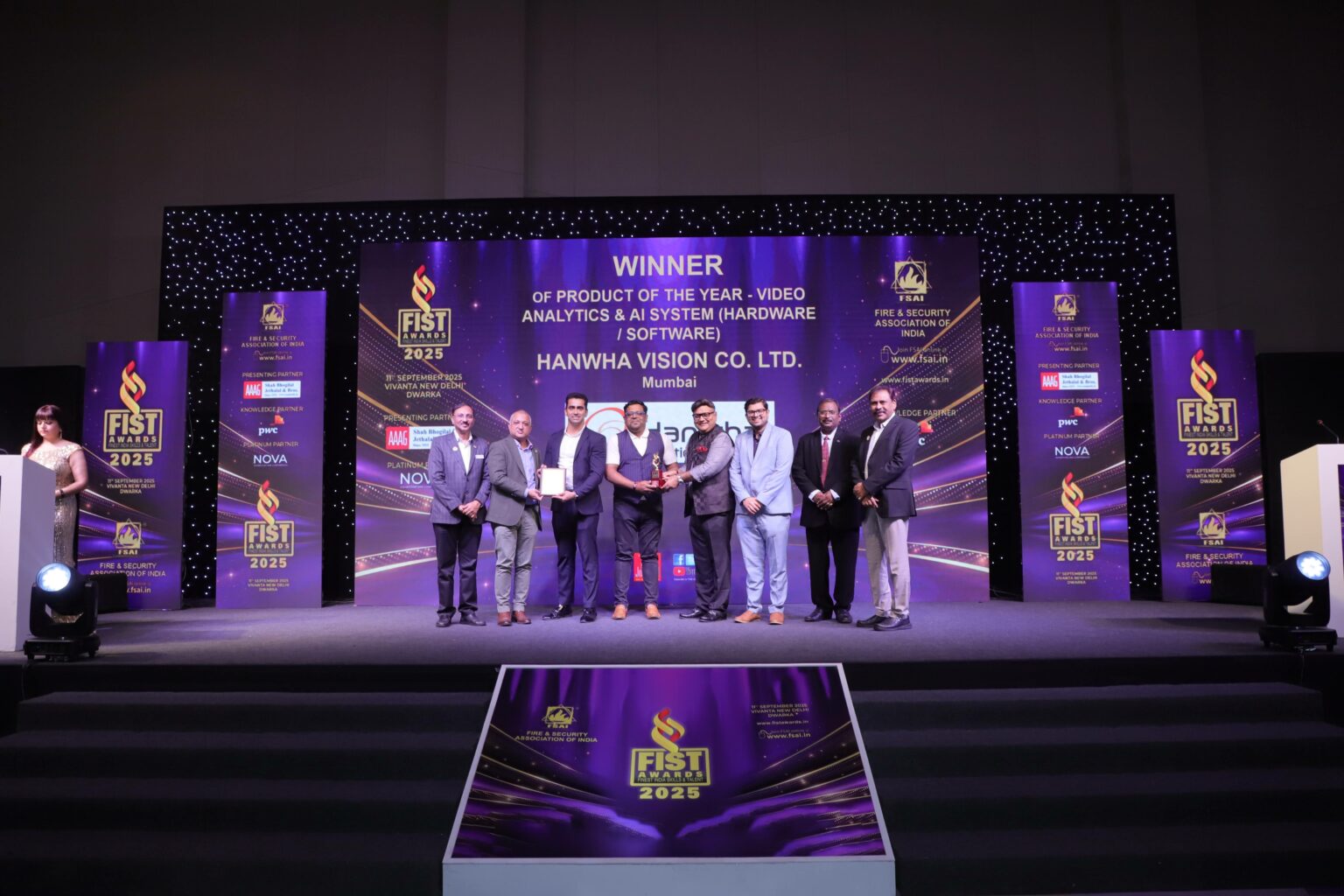 Hanwha Vision Wins "Product of the Year" Award for Dual Sensor BCR ...